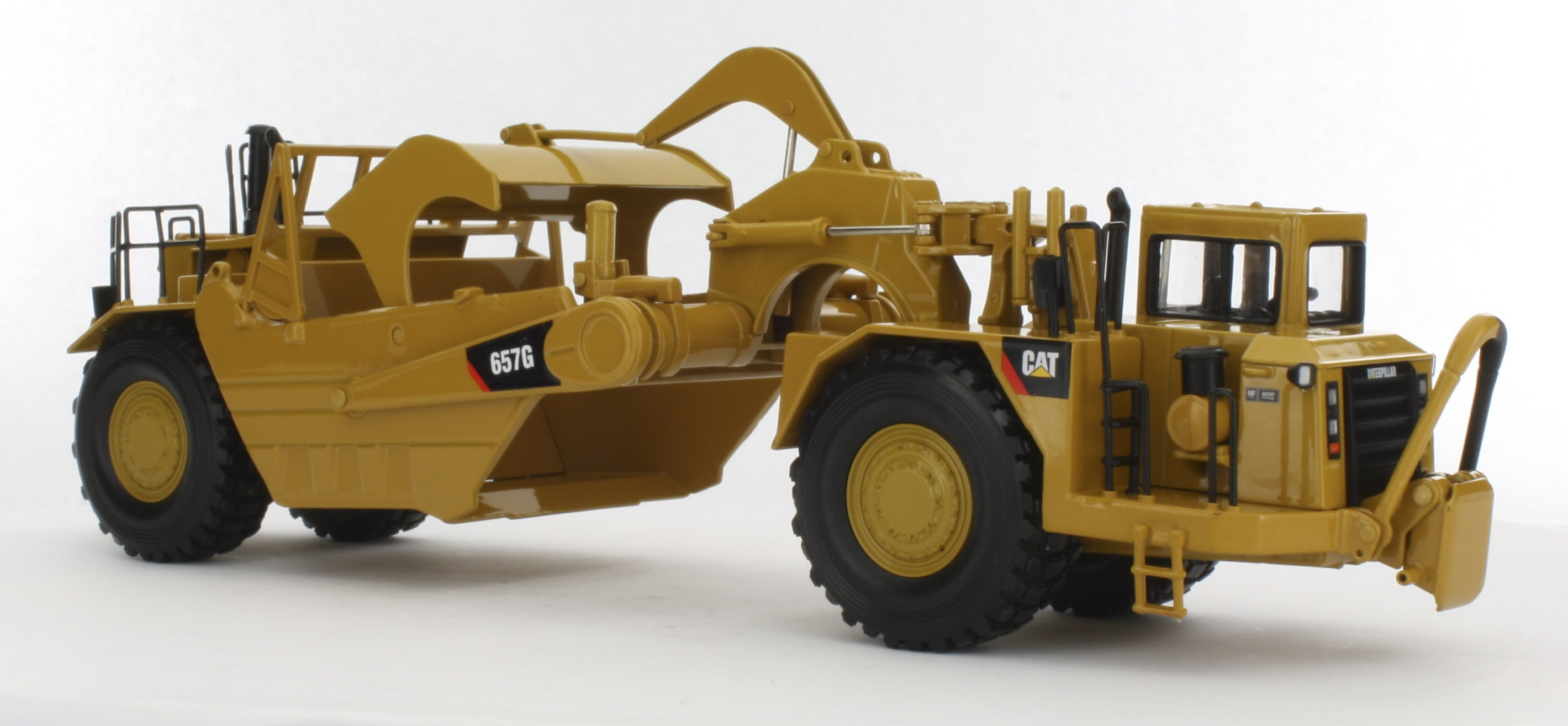 The Drake Group | CAT 657G PUSH-PULL SCRAPER 1/50