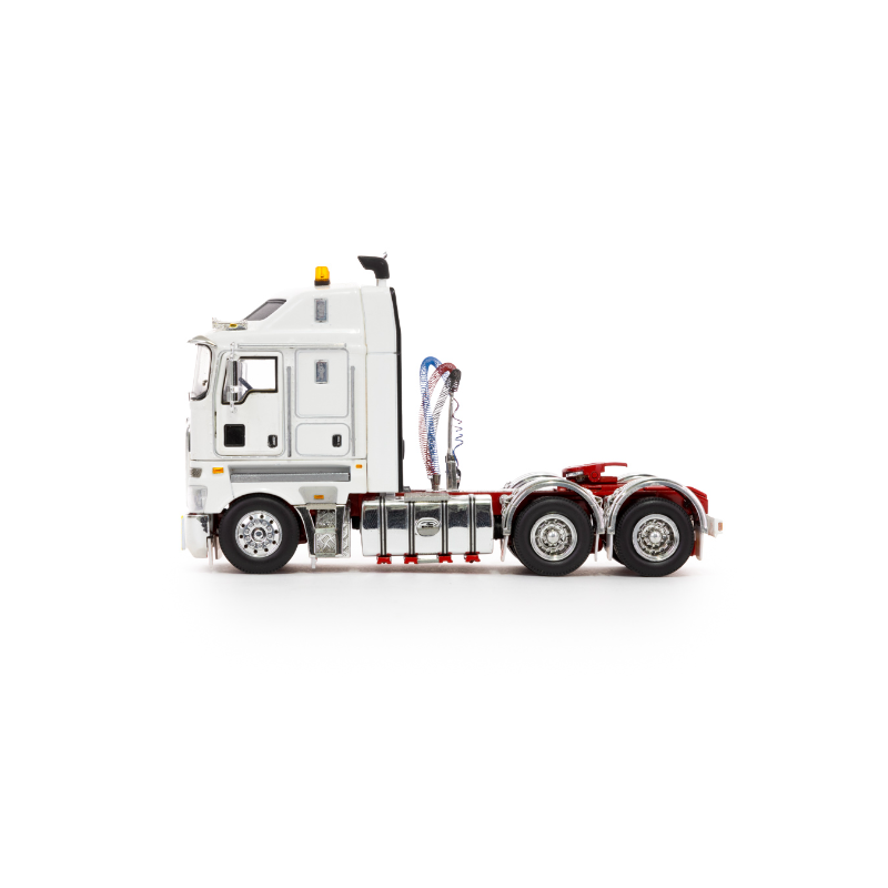 The Drake Group | K200 Truck White/Red 2.3 Cabin